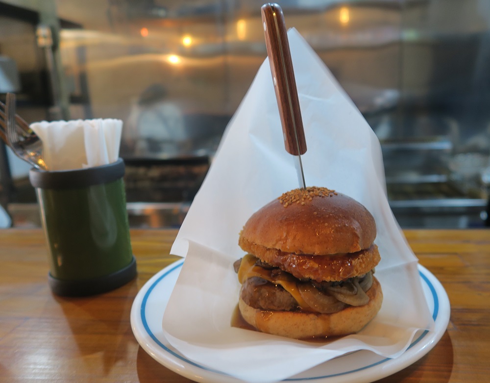 宜野湾市普天間「BurgerCafe GNOTI (ノティ)」記憶に残るおいしさだった | 沖縄移住ブログ～As you like～